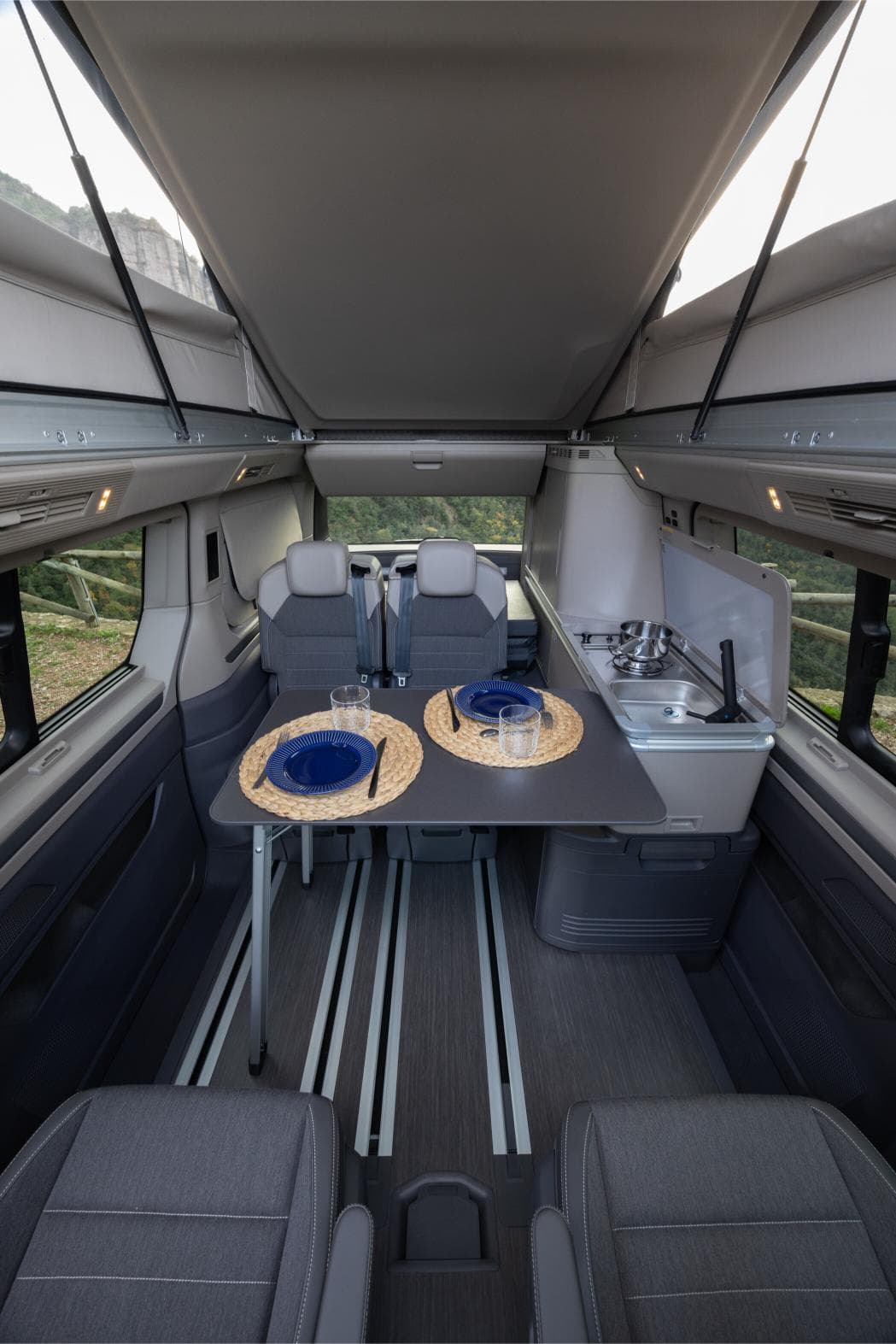 El Nuevo Volkswagen California Todo Un Icono Camper SoloCamion es el-nuevo-volkswagen-california-todo-un-icono-camper-solocamion-es